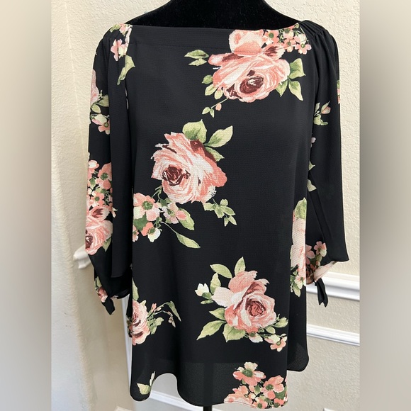 Status by Chernault | Tops | Off Shoulder Flowy Top With Tie Sleeves ...